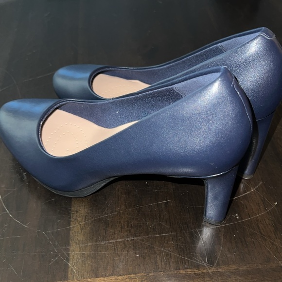 Clarks | Shoes | Clarks Ambyr Joy Navy Blue Leather Pumps Sz | Poshmark